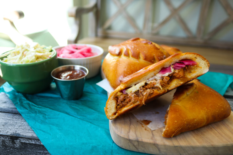 1 Full size vegan piroshkies (feeds 1) – Pinoyshki